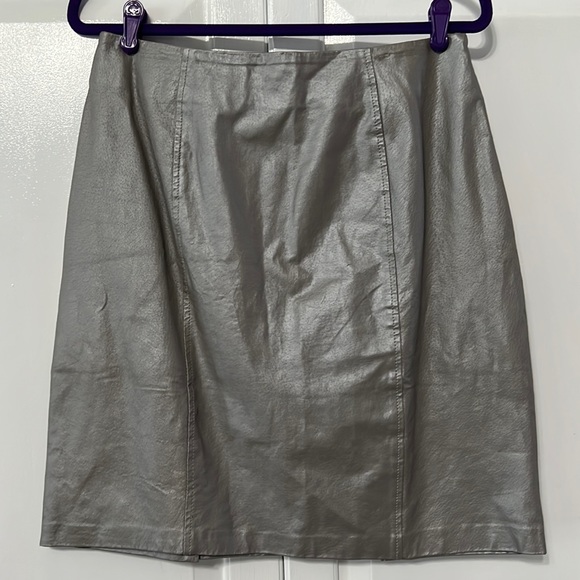 metrostyle | Skirts | Vintage Metrostyle Silver Leather Mini Skirt ...
